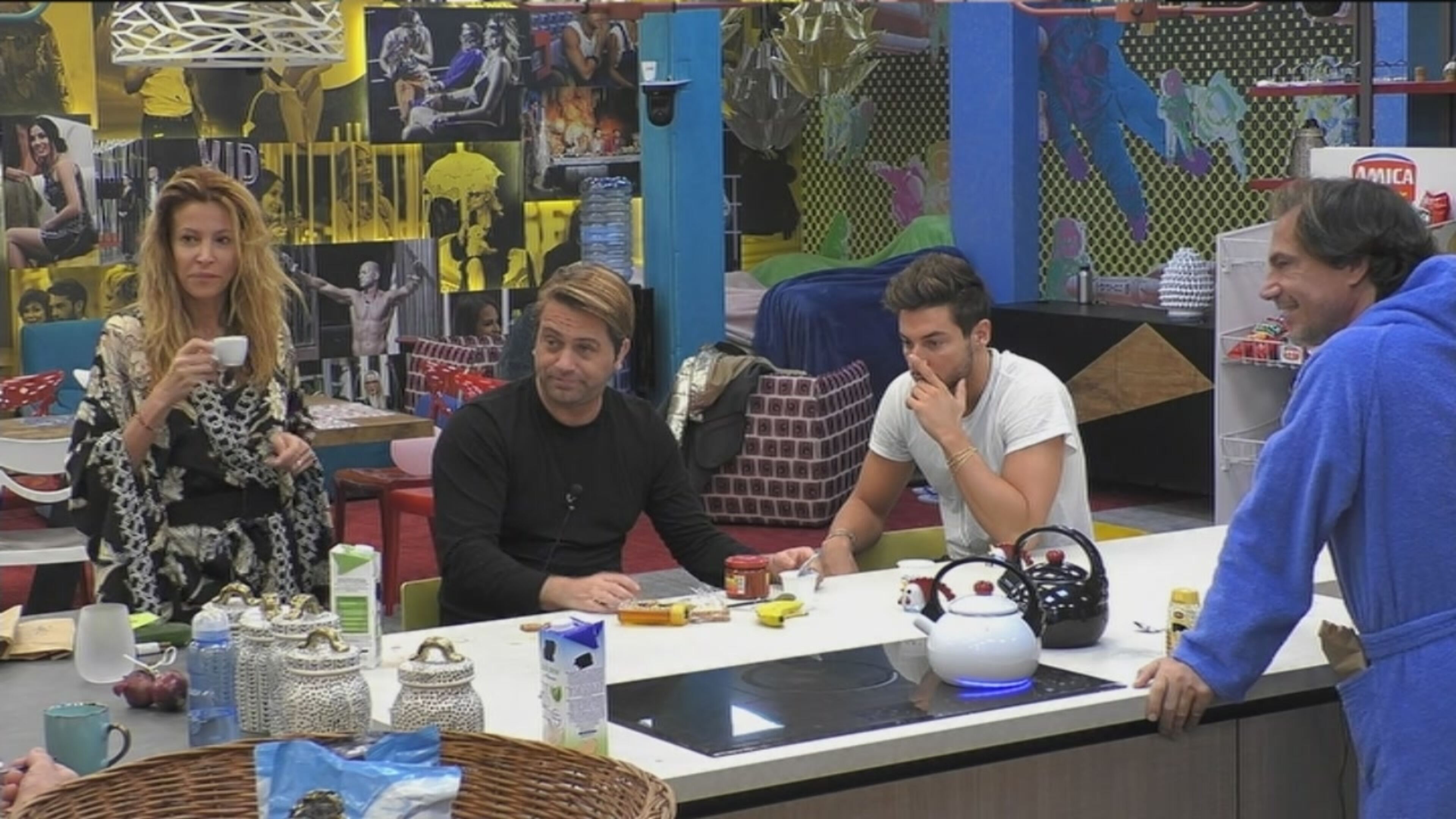 Adriana Volpe: "Ma vieni a dormire da noi" - Grande Fratello VIP | GFVIP 4