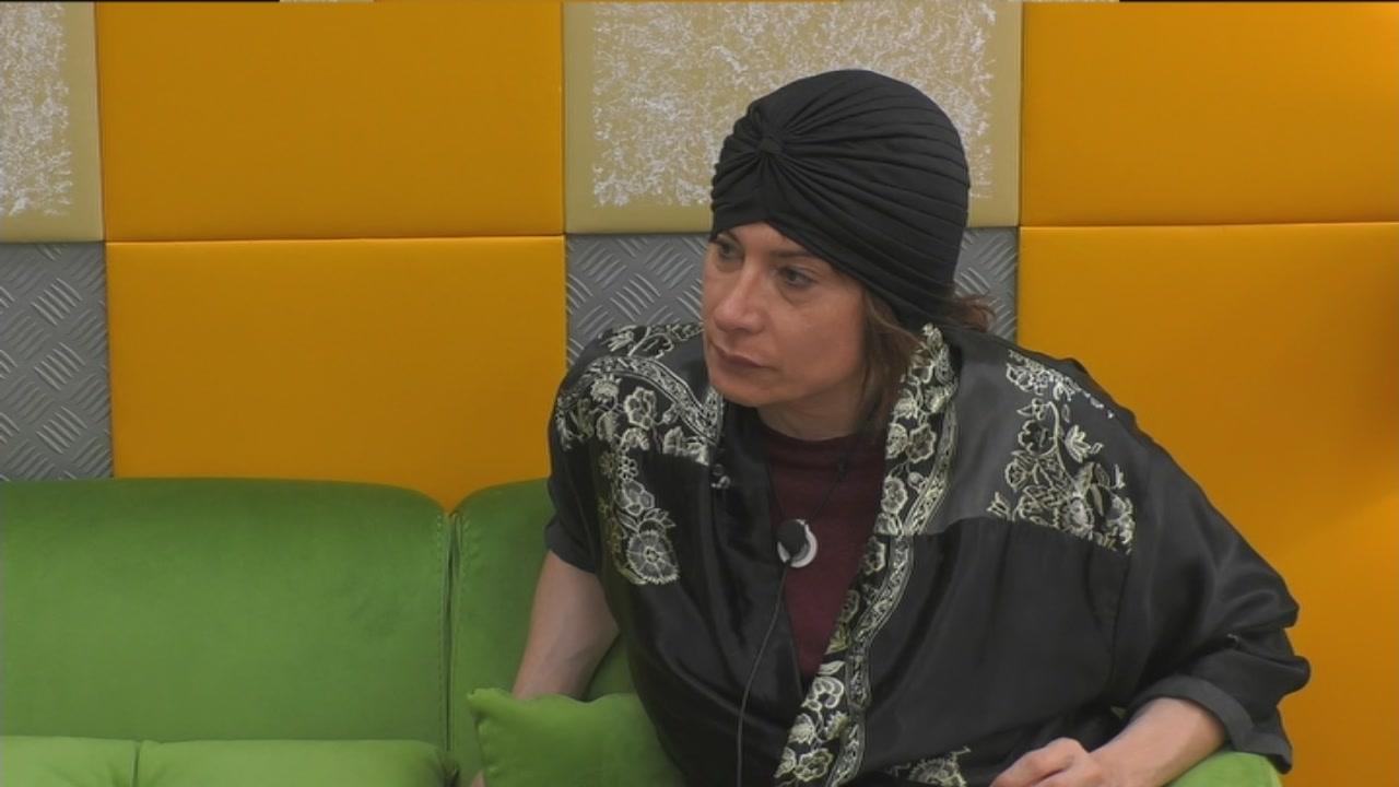 Francesca: "Ho solo messo le carte in tavola" - Grande Fratello | GF