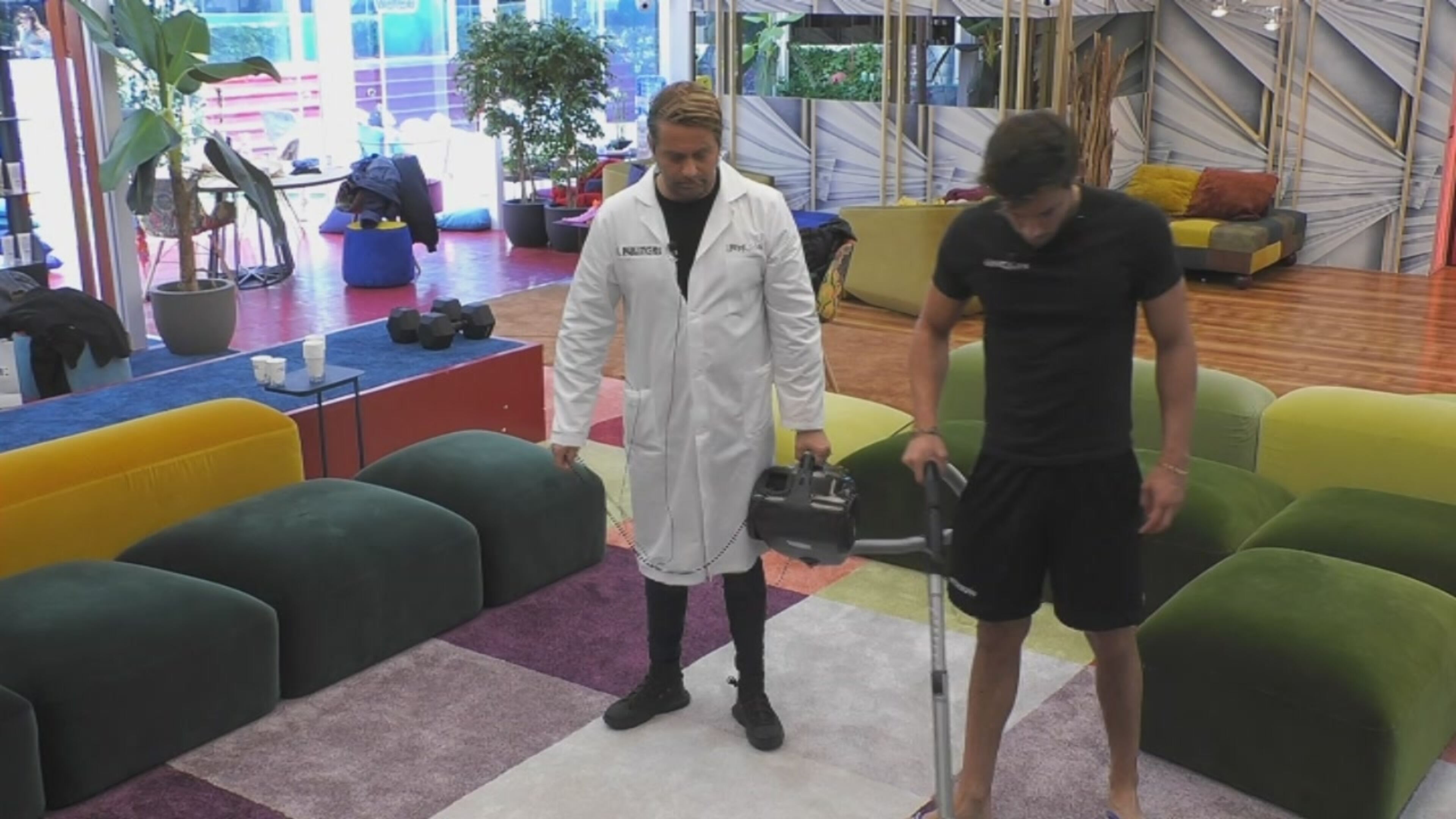 Una Casa brillante grazie a Patrick Ray Pugliese - Grande Fratello VIP ...