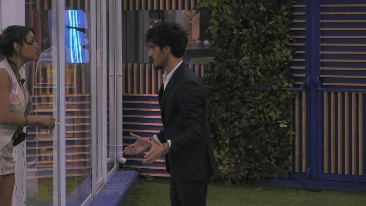 Gaetano: "L'ho fatto in modo ironico e ingenuo" - Grande Fratello | GF