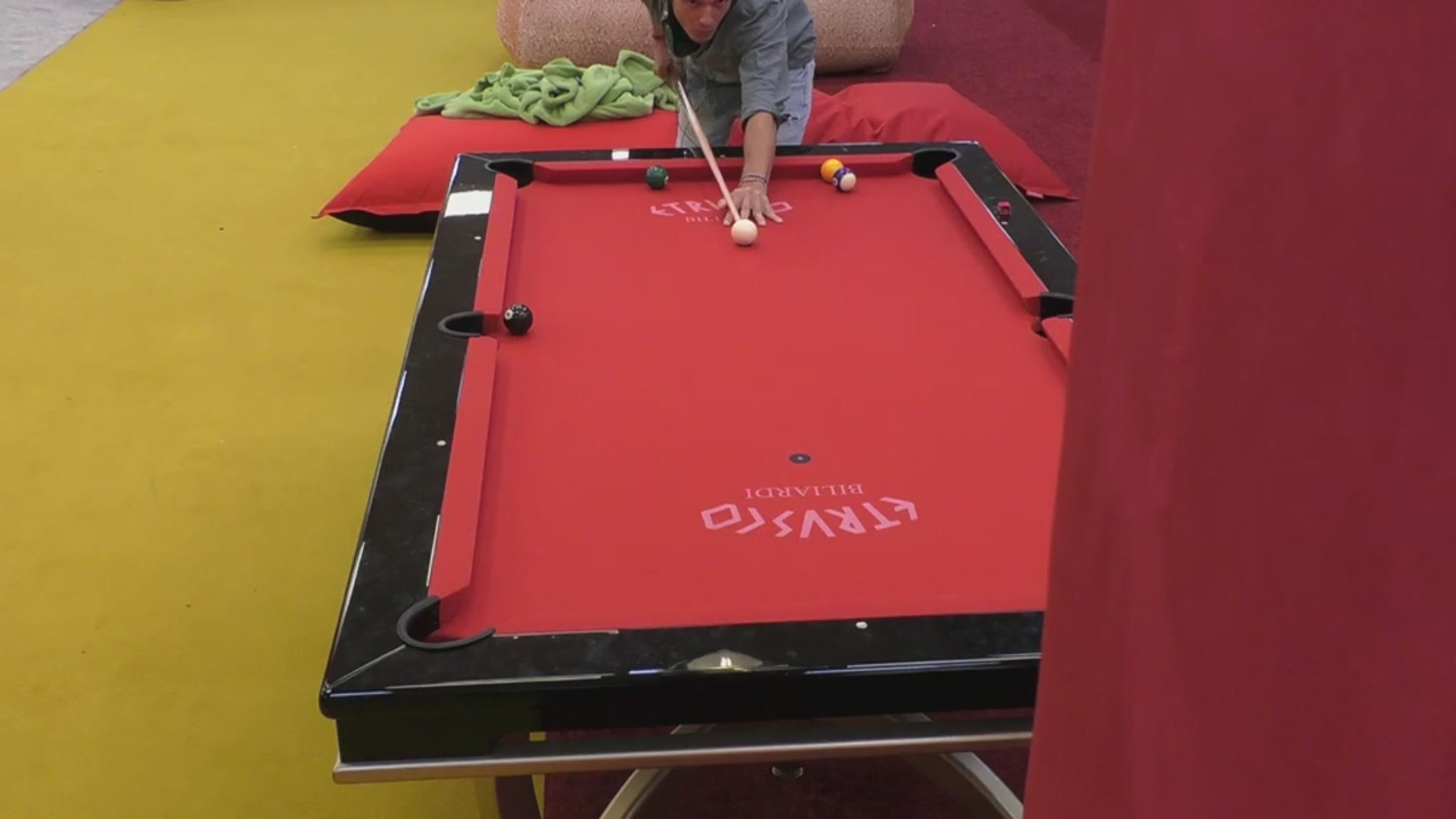Pausa biliardo per Edoardo Donnamaria e George Ciupilan - Grande ...